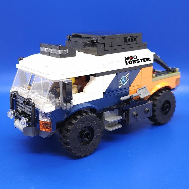 Jungle Explorer Truck 8 Wide W/ Roof Tent – MOCBoxing