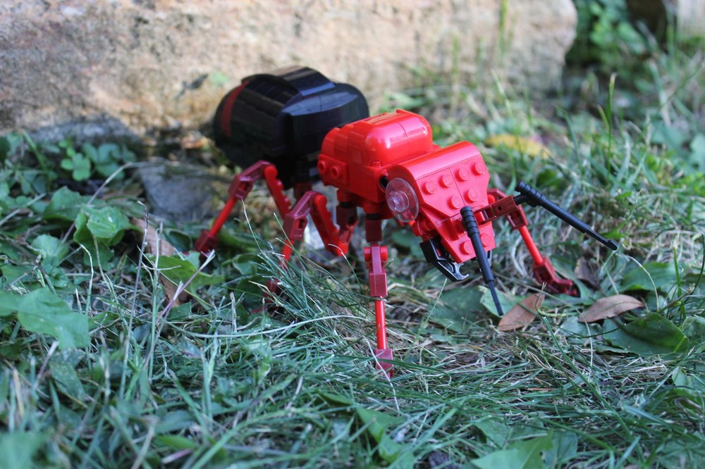 LEGO Fire Ant Queen MOC (Upgrade) – Nature-Inspired Custom Build ...